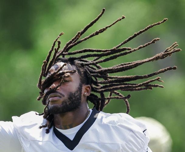 Alvin Kamara's closet is best room inside New Orleans estate | Real ...