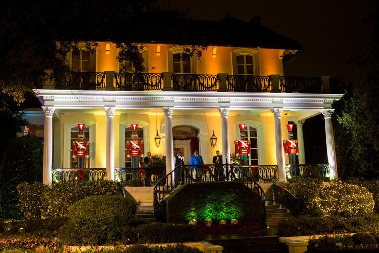 Alice in Wonderland-themed party takes Clare Conwill's friends and ...