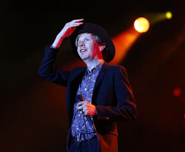 Hangout Fest: Beck finds 'something sultry' in the air to close out Day ...