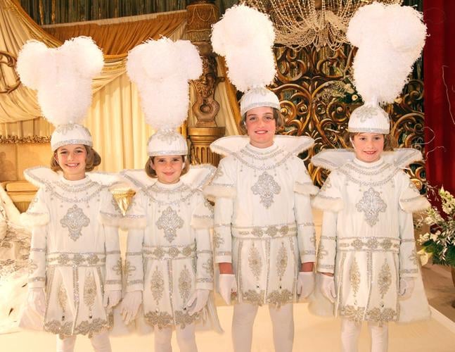 Nell Nolan: Rex ball, Comus ball crown Carnival season | Parties ...