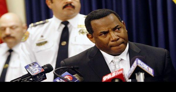 LaToya Cantrell spikes plan to hire former NOPD chief Warren Riley ...