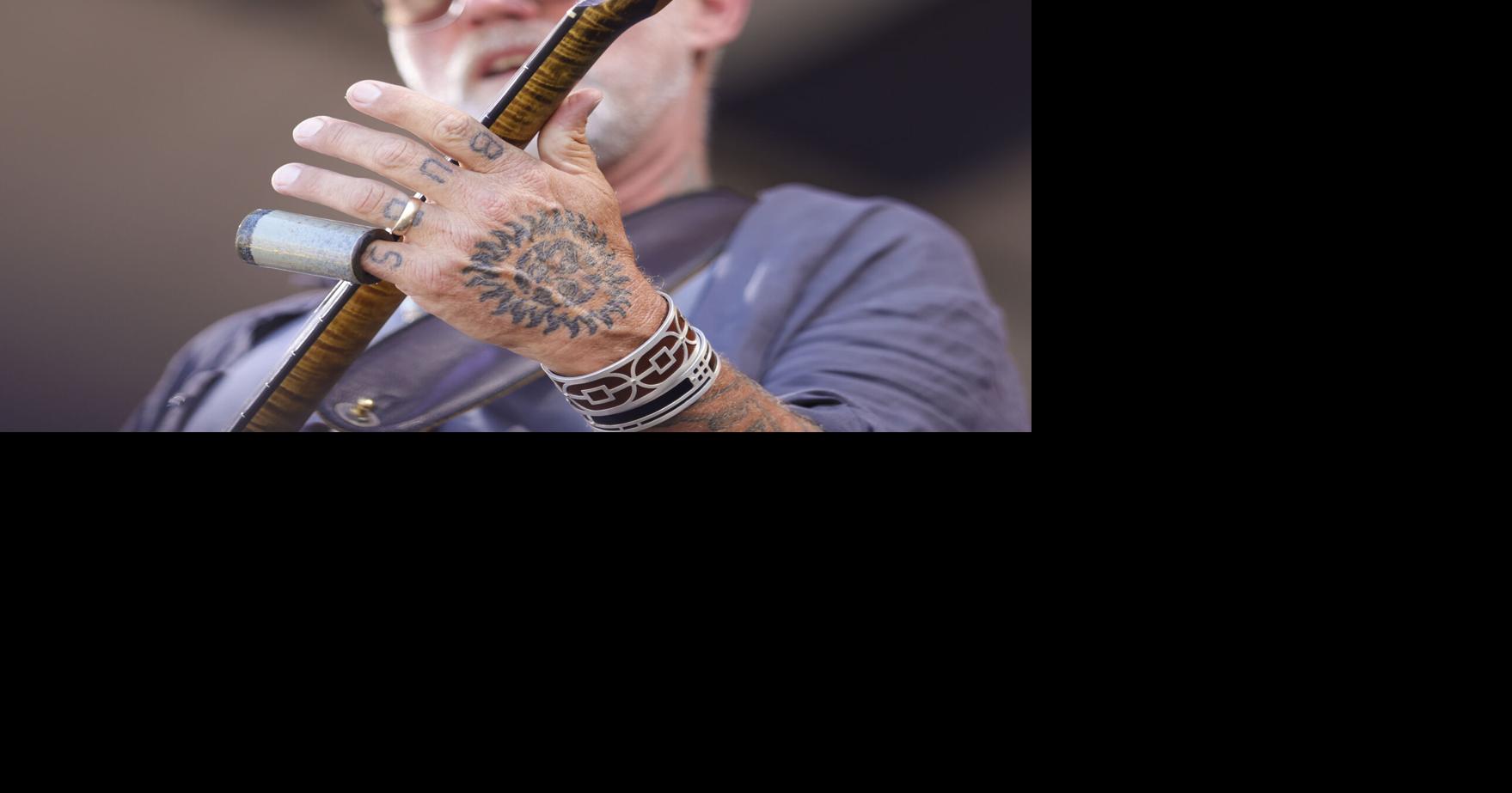 Anders Osborne, Chris Isaak, 'Christmas Without Tears': music for Dec ...