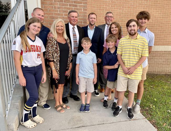 Salmen High gym will be named for legendary basketball coach Jay Carlin ...