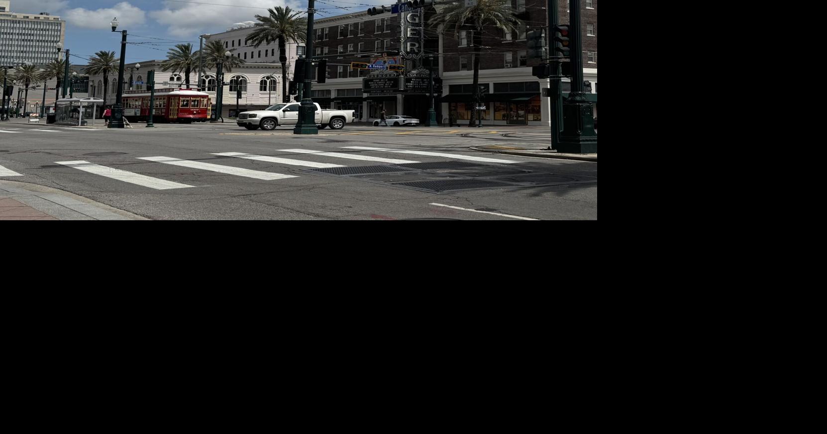 Why is the Rampart-Canal light in New Orleans so short? | Traffic ...