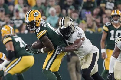 Saints linebacker Jon Bostic proves to be a fast learner, leading team ...