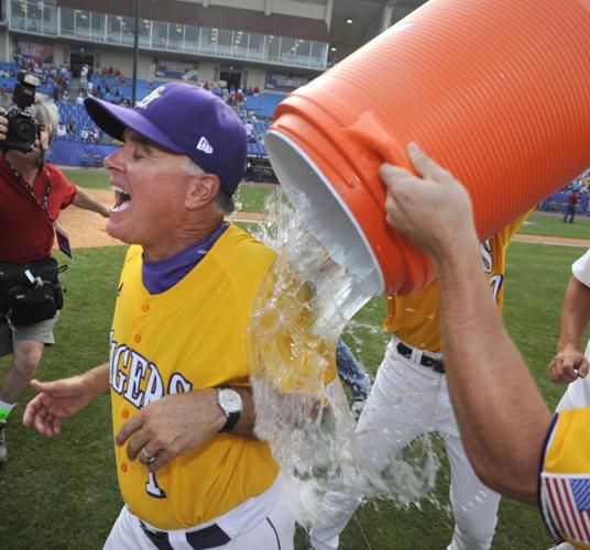 For Paul Mainieri, taking LSU job in 2006 was worth the risk | More ...