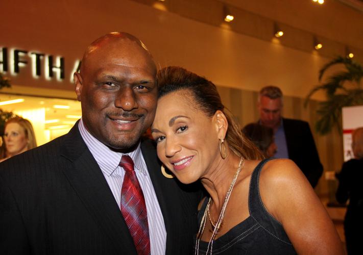 Steven Forster's Party Central: Anthony Davis dresses out; Kickin ...
