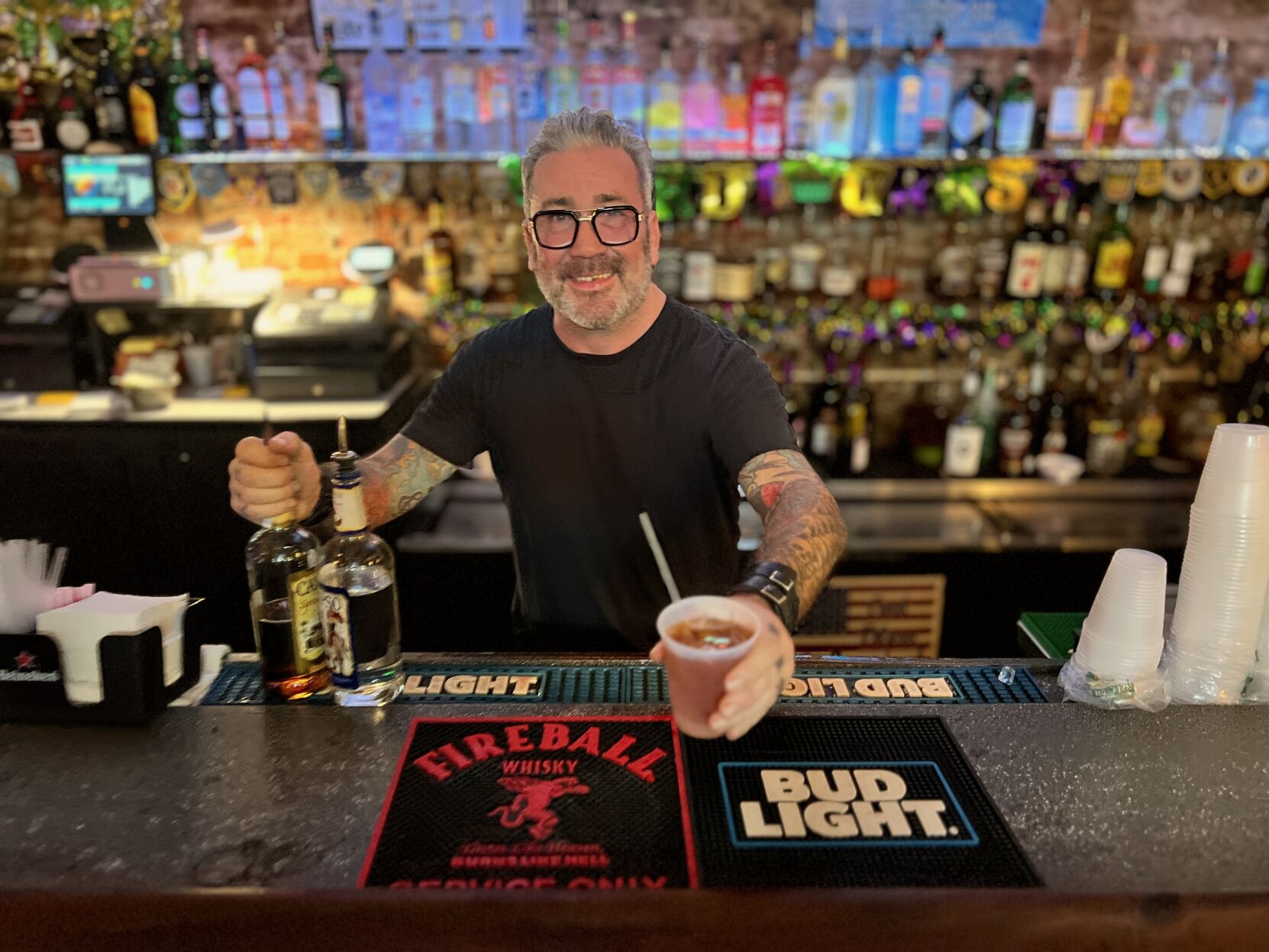 NOLA bars still welcome locals amid Super Bowl takeovers | Super Bowl ...