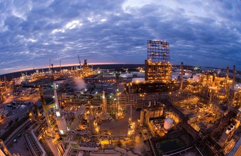 Louisiana refineries measured excessively high levels of cancer-causing ...