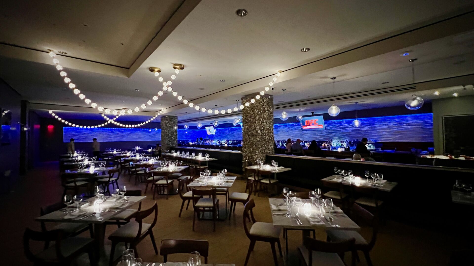 Rizzuto's opens for steak, seafood downtown in NOLA Hyatt | Ian McNulty ...