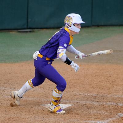 McKenzie Redoutey hits two home runs for unbeaten LSU | LSU | nola.com
