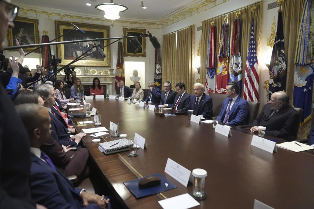 Letters: No surprise that Trump has a Cabinet of dunces | Letters ...