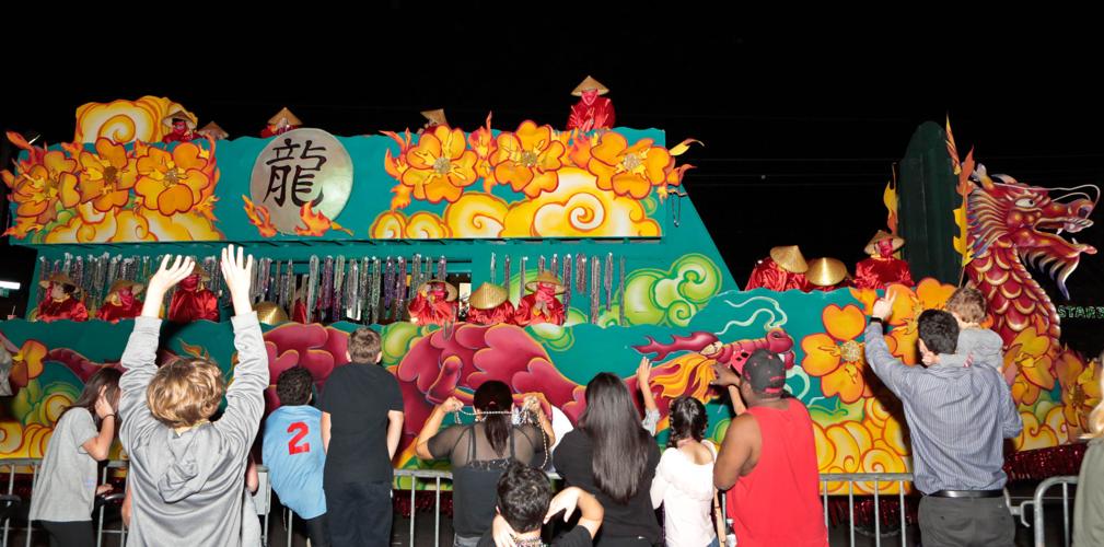 Photos: Krewes of Centurions, Excalibur light up the Metairie parade ...