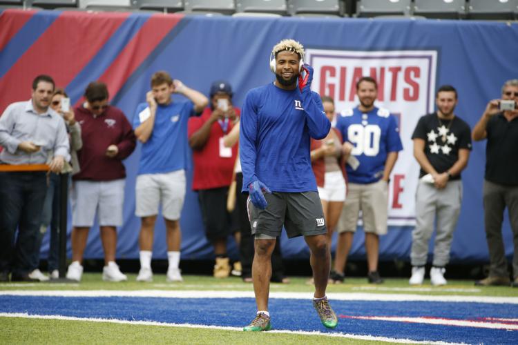 Odell Beckham Jr. warms up wearing 'NOLA Boy' cleats | Saints | nola.com