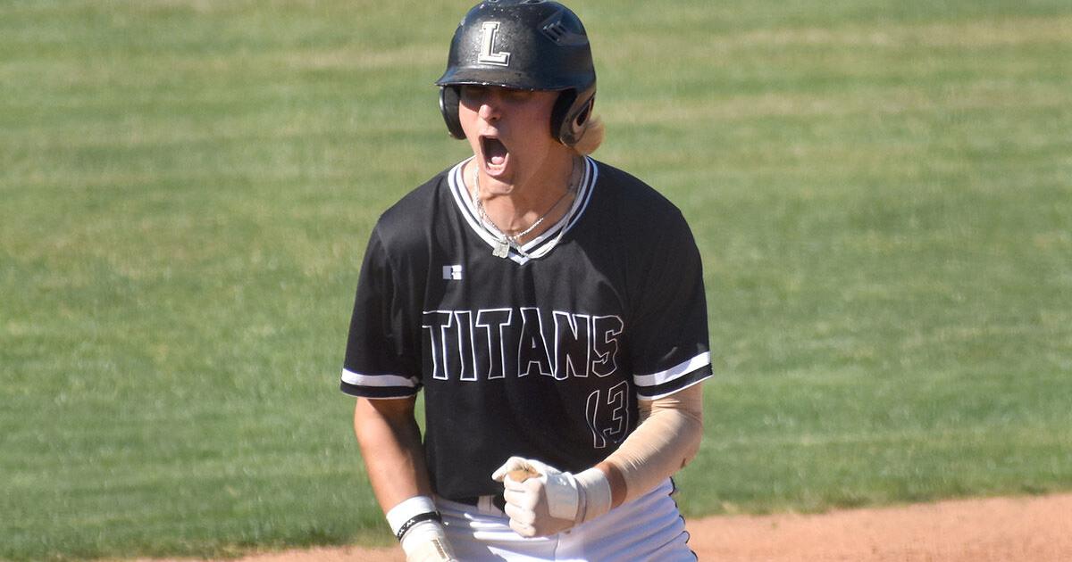 Lakeshore stares down elimination, advances with doubleheader sweep of ...