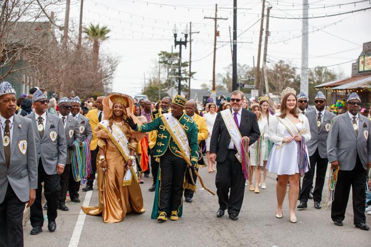 Zulu, Argus royalty meet in Kenner at Lundi Gras celebration ...