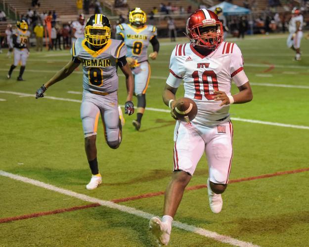 Booker T. Washington tops McMain, wins first prep football game this ...