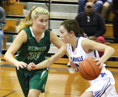 Elise Reilly, Mandeville roll to 21-0 in 27-point win over Slidell ...