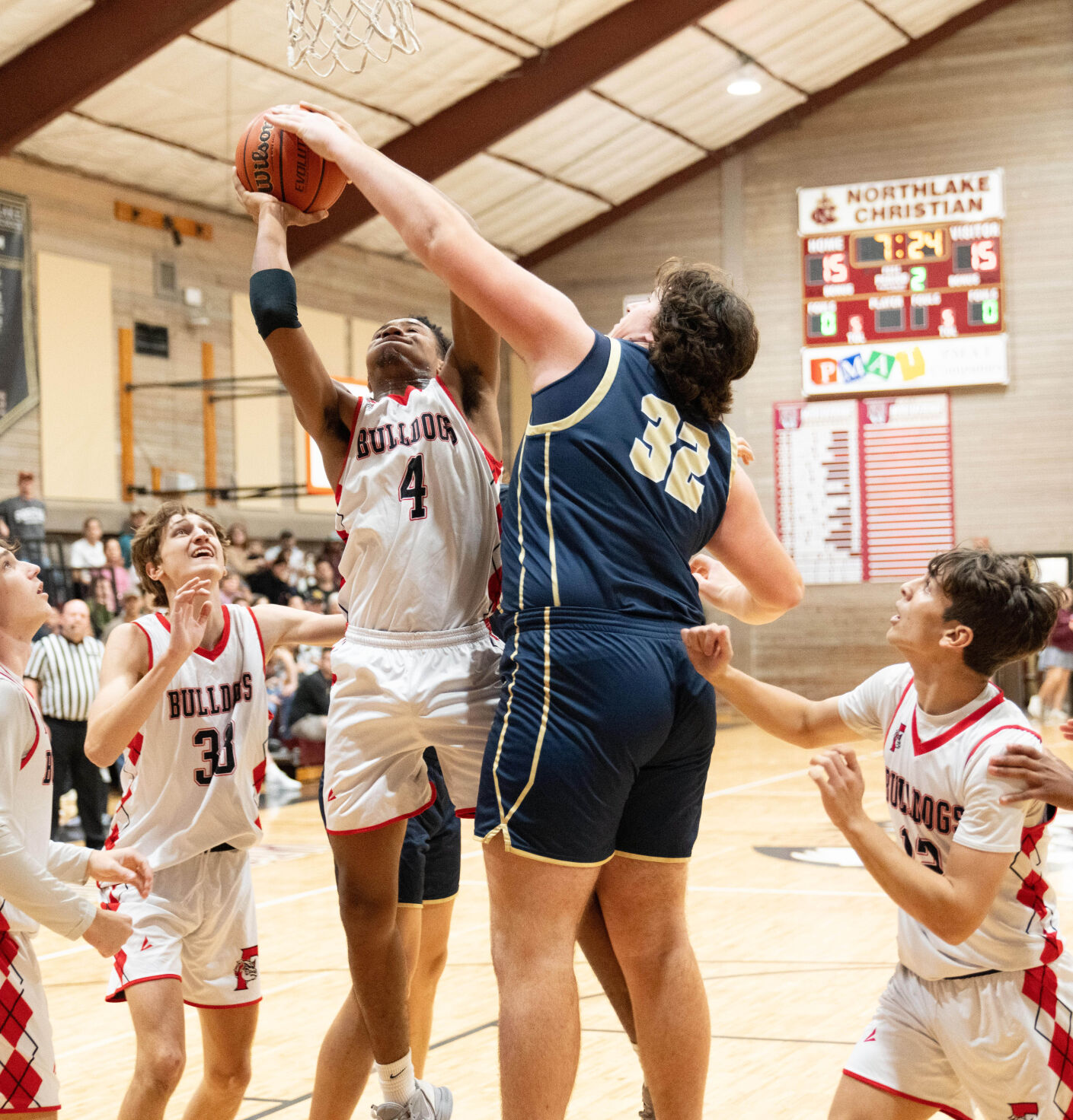 Kinzeler pours in 28 as Fontainebleau rallies past Covington, 68-58 ...