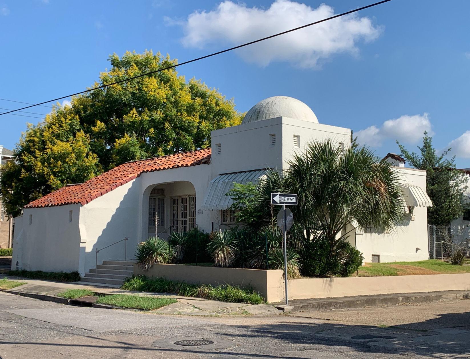 Palm Terrace is little Los Angeles in the heart of Uptown ...