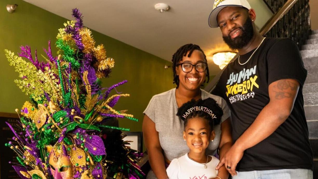 Mayor reaches out to child who caught racist throw in Tucks | Mardi ...