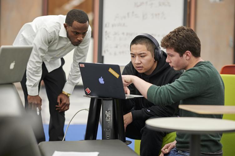 Sponsored: UNO donors help fund scholarships for students | Sponsored ...