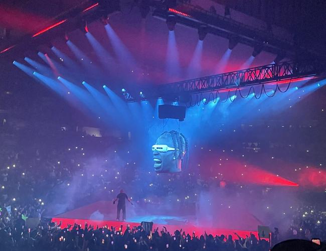 Drake's New Orleans concert had marching band, mass kindness | Music ...