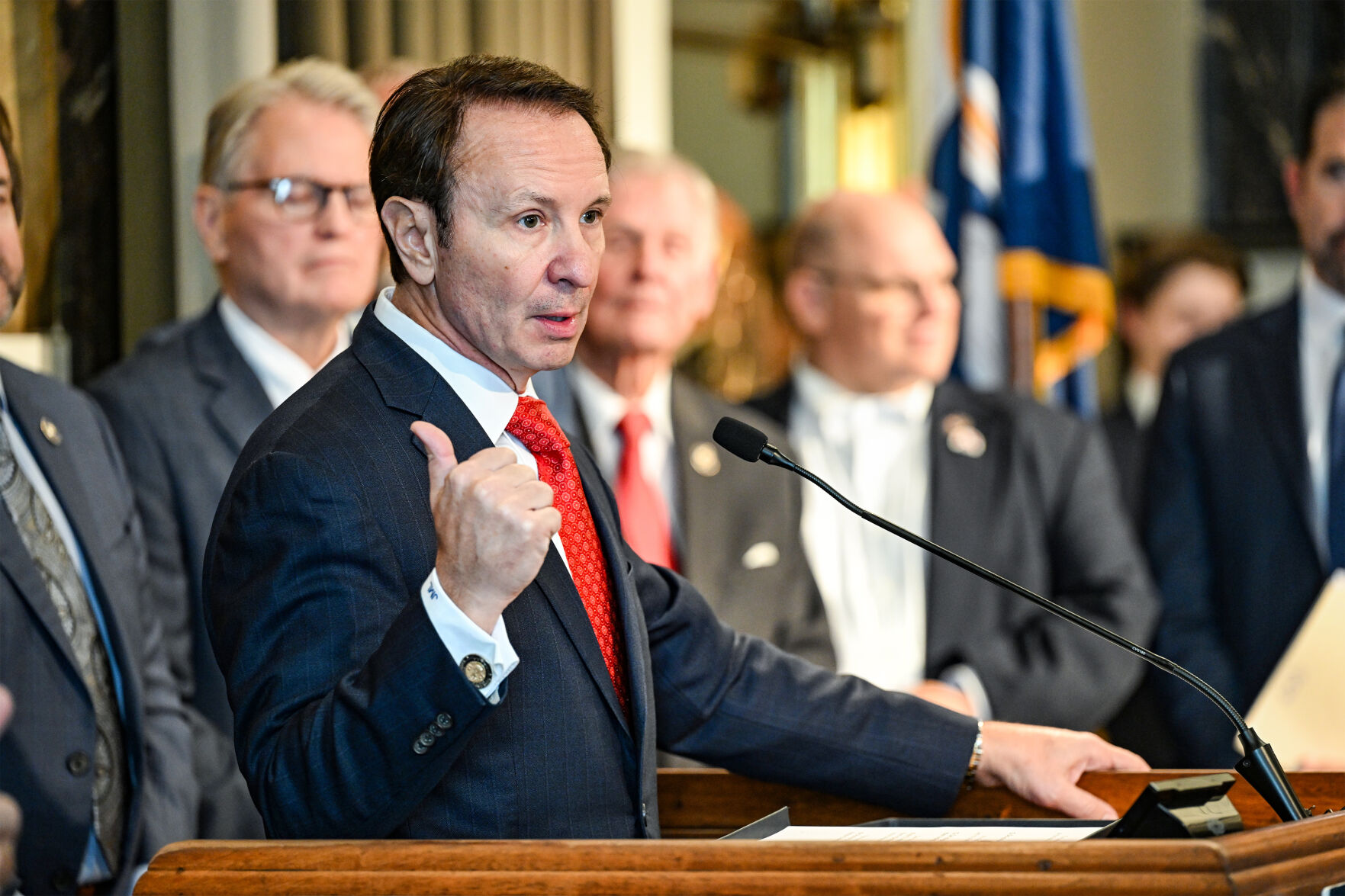 Landry pitches New Yorkers on Louisiana after Mamdani win | Local ...