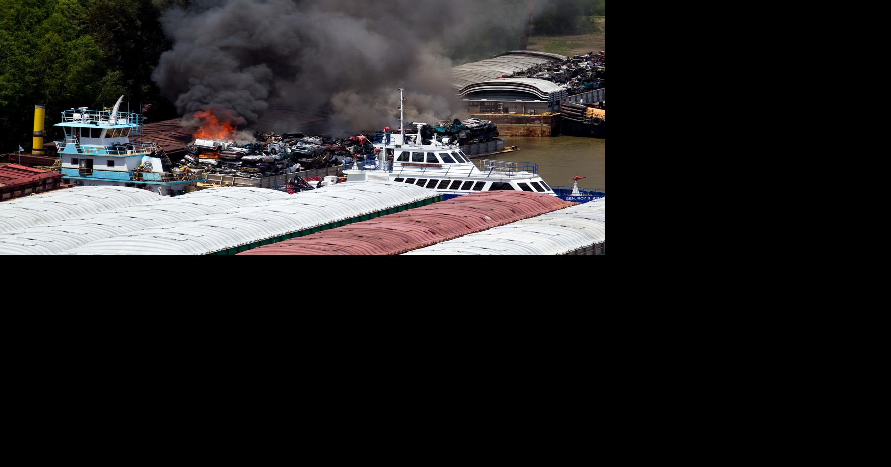 Barge on fire in Mississippi River near Huey P. Long Bridge starting to ...