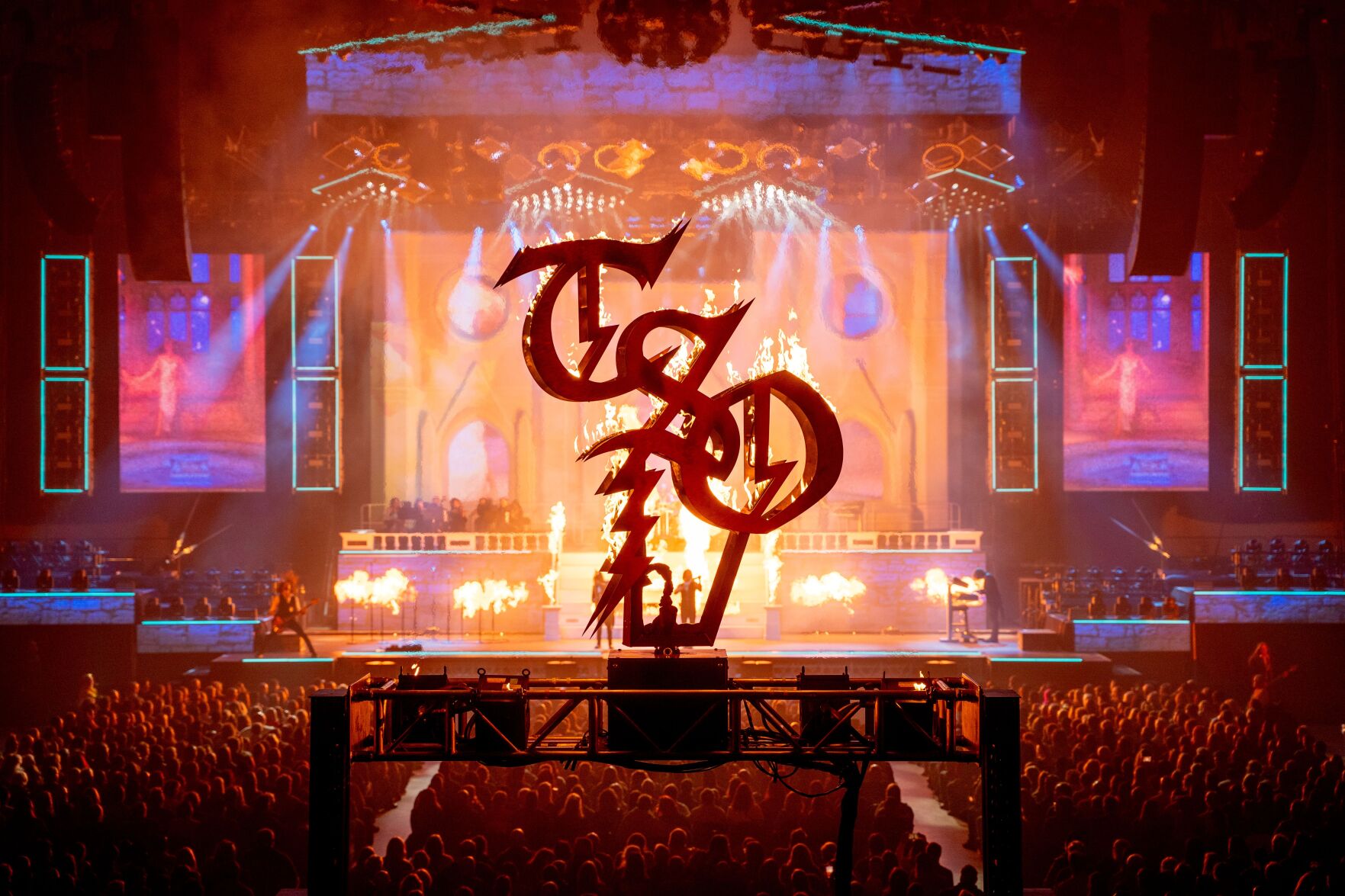 Trans-Siberian Orchestra brings holiday music to New Orleans | Keith ...