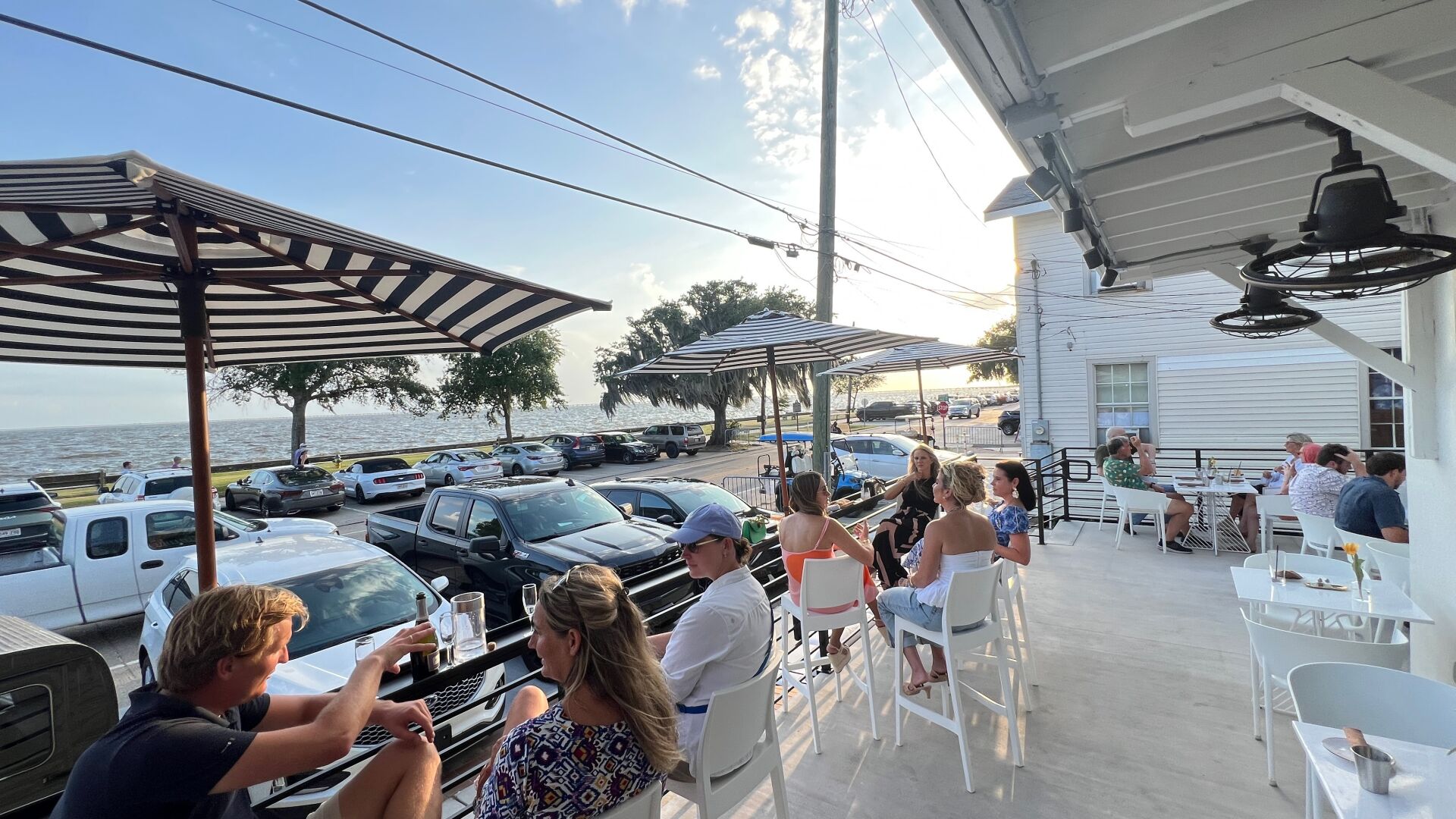 Waterfront restaurants, bars grow in Mandeville, Louisiana | Where NOLA ...