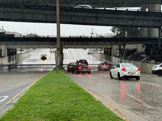 Power outages, streets flooding in New Orleans amid storms | Weather ...