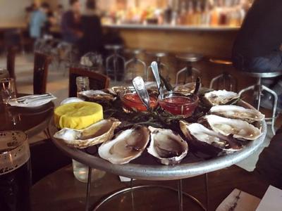 Raspberry-flavored oysters? French farmer tries twist on classic ...