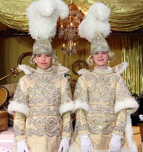 Rex ball, Comus ball and Meeting of the Courts 2022: Nell Nolan ...