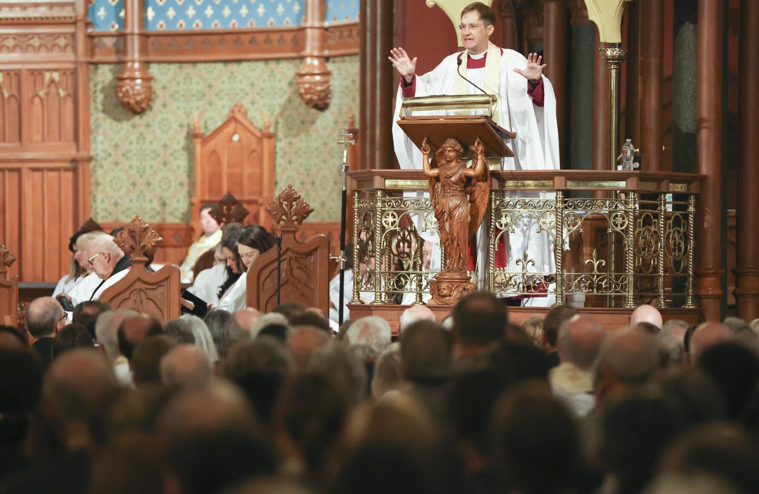 Louisiana Episcopal diocese ordains Bishop Shannon Duckworth | News ...