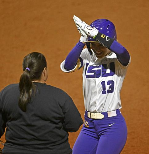 LSU softball team runs record to 12-0 with win vs. UL-Monroe | LSU ...