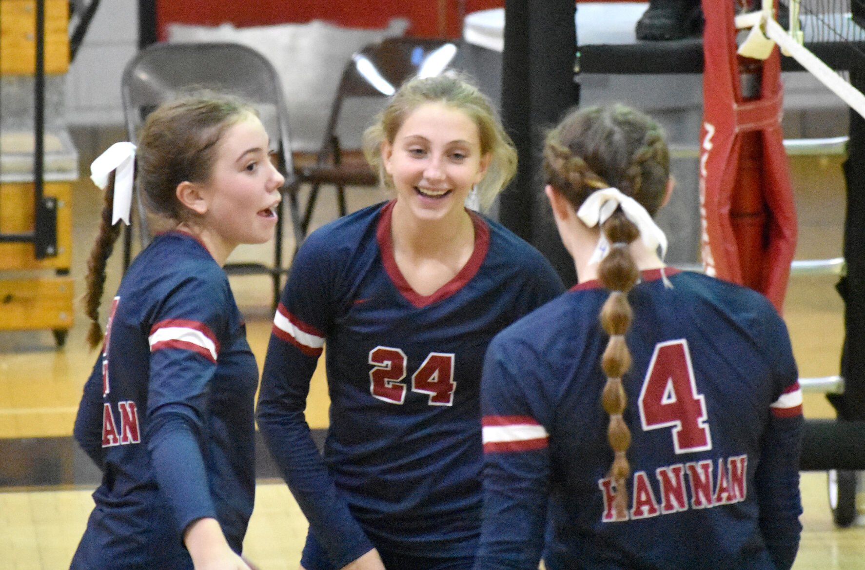 Hannan's Miranda Holincheck helps serve up a sweep of Fontainebleau ...