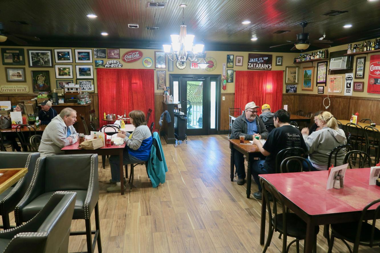Ian McNulty: Road trip-worthy burgers, po-boys as a time warp tavern ...