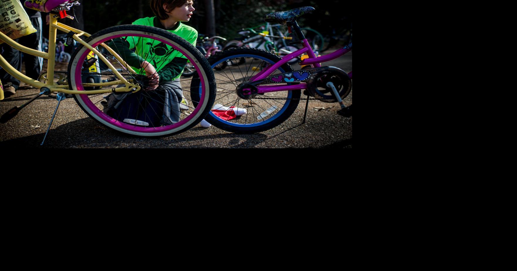 Tinker Elves in Slidell turn out Christmas magic for hundreds of ...
