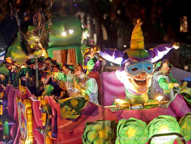 The Knights of Babylon parade Thursday evening: See the photos ...