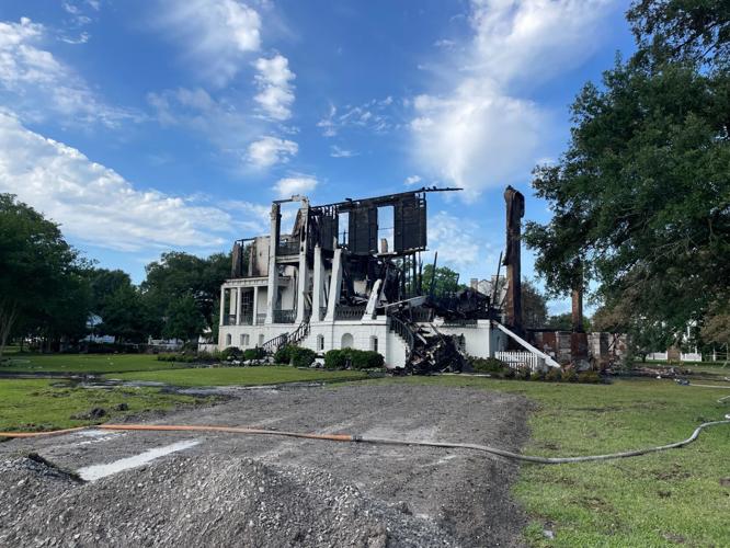 Officials begin search to find what caused fire at Nottoway | News ...