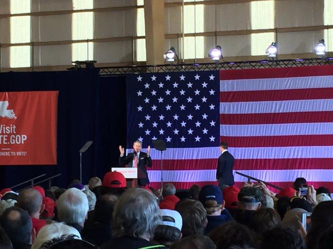 Photos: 1,000s turn out for Donald Trump, big-name politicians at Baton ...