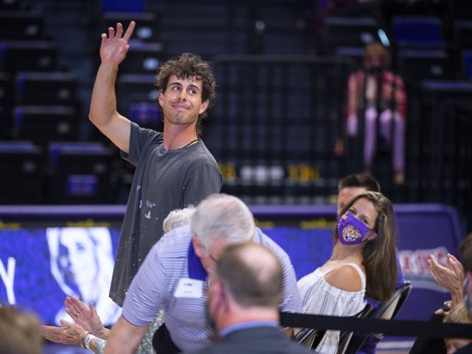 Kramer Robertson hits double after LSU basketball update | Womens ...