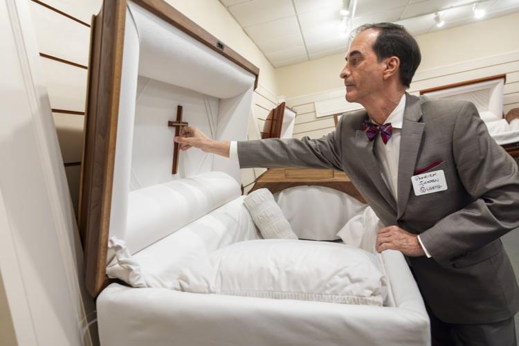 New Orleans nonprofit Wake helps living navigate death care ...