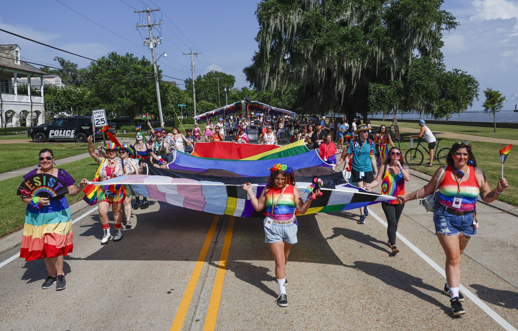 Mandeville streamlines fees for special-event permits | One Tammany ...