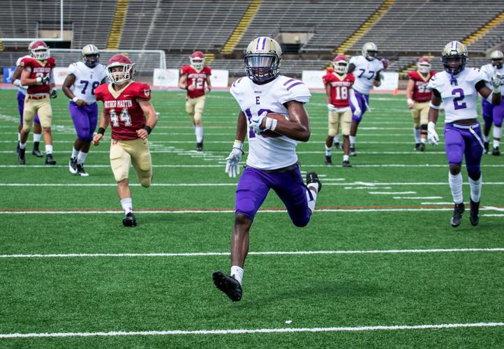 Warren Easton quarterback Lance Legendre keeps Eagles flying in 41-20 ...
