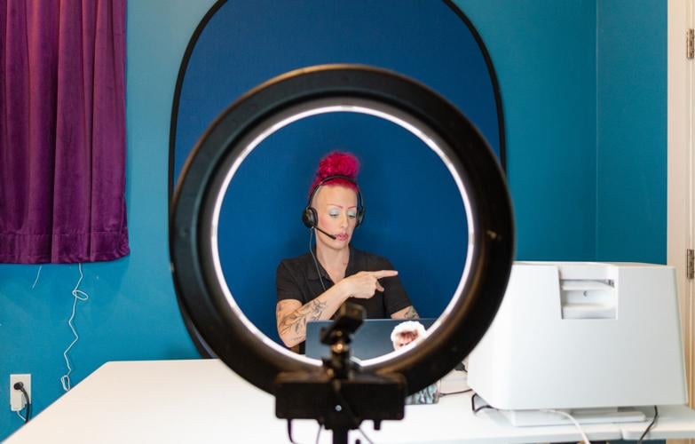 New Orleans burlesque star Bella Blue ASL medical translator ...