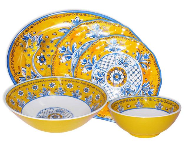Chic, sleek outdoor dining essentials: Cool Stuff photo gallery | Home ...