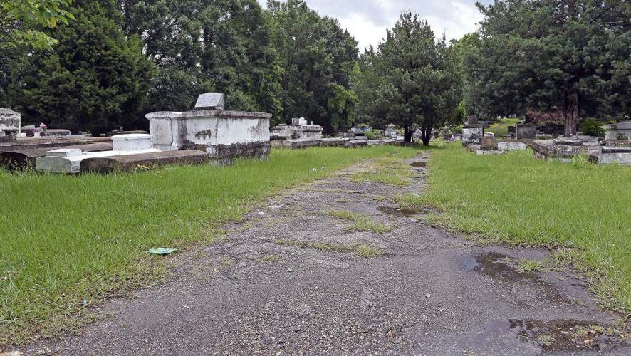 Metro councilwoman works to breathe new life into Old South Baton Rouge ...