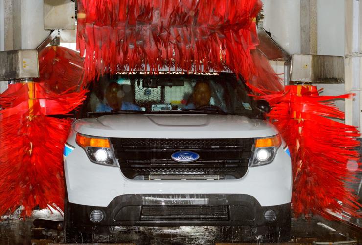 Video: Diaz Market offering 'Carwash for Cops' for New Orleans and ...